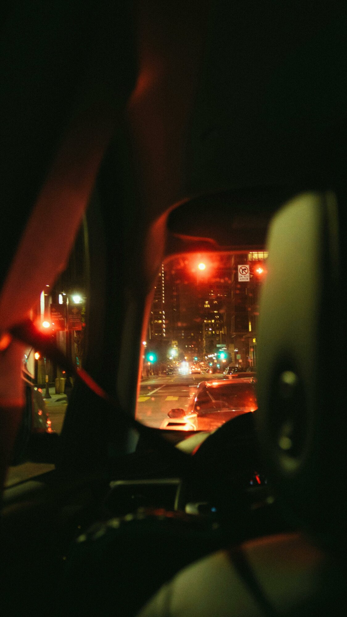 Картина на холсте 60x110 LinxOne "Автомобиль, интерьер для дома / декор на стену / дизайн