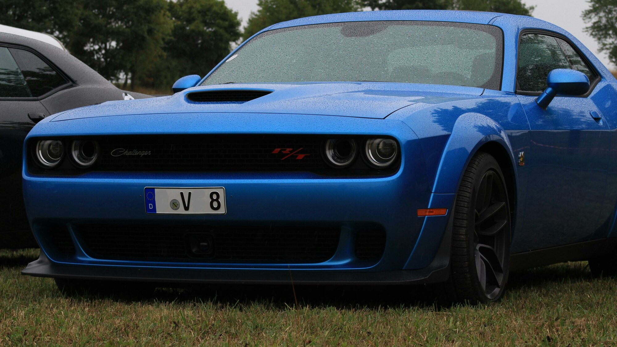 Картина на холсте 60x110 LinxOne "Автомобиль, интерьер для дома / декор на стену / дизайн