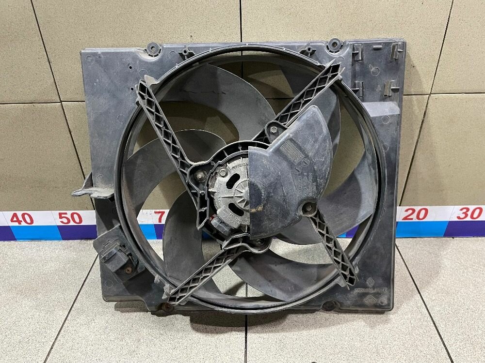 Вентилятор радиатора Renault Megane I рестайлинг (1999—2003) 7701070217