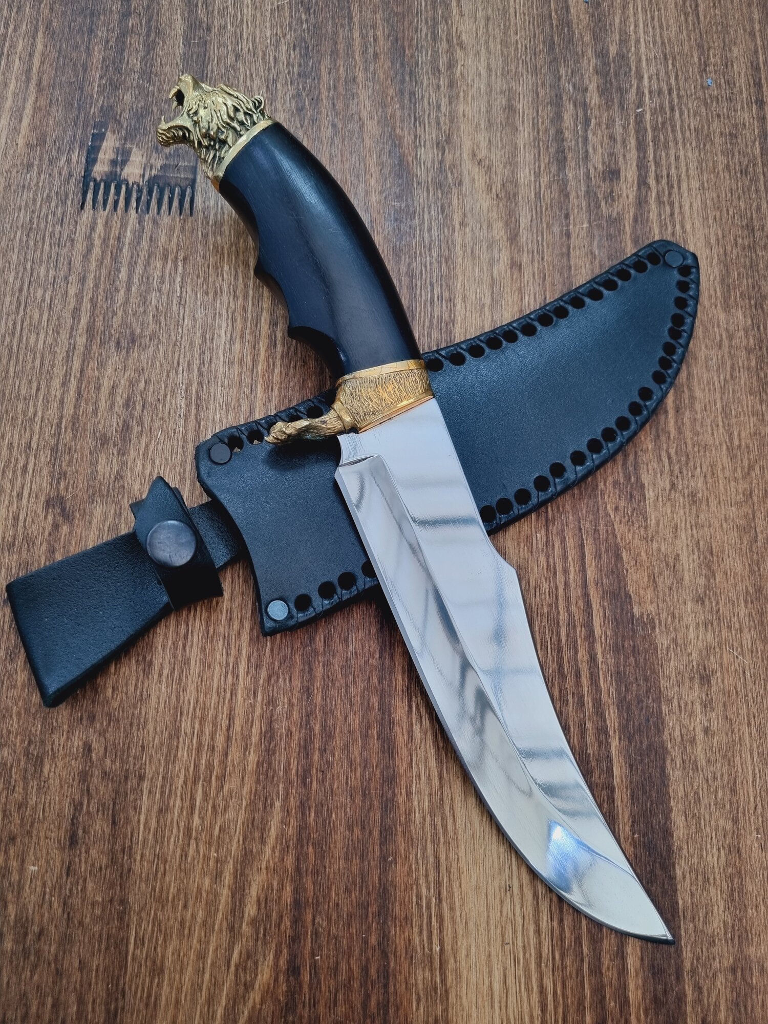 Туристический нож "Эбала", сталь 65X13, латунные гарды, кожаные ножны, общая длина 32 см