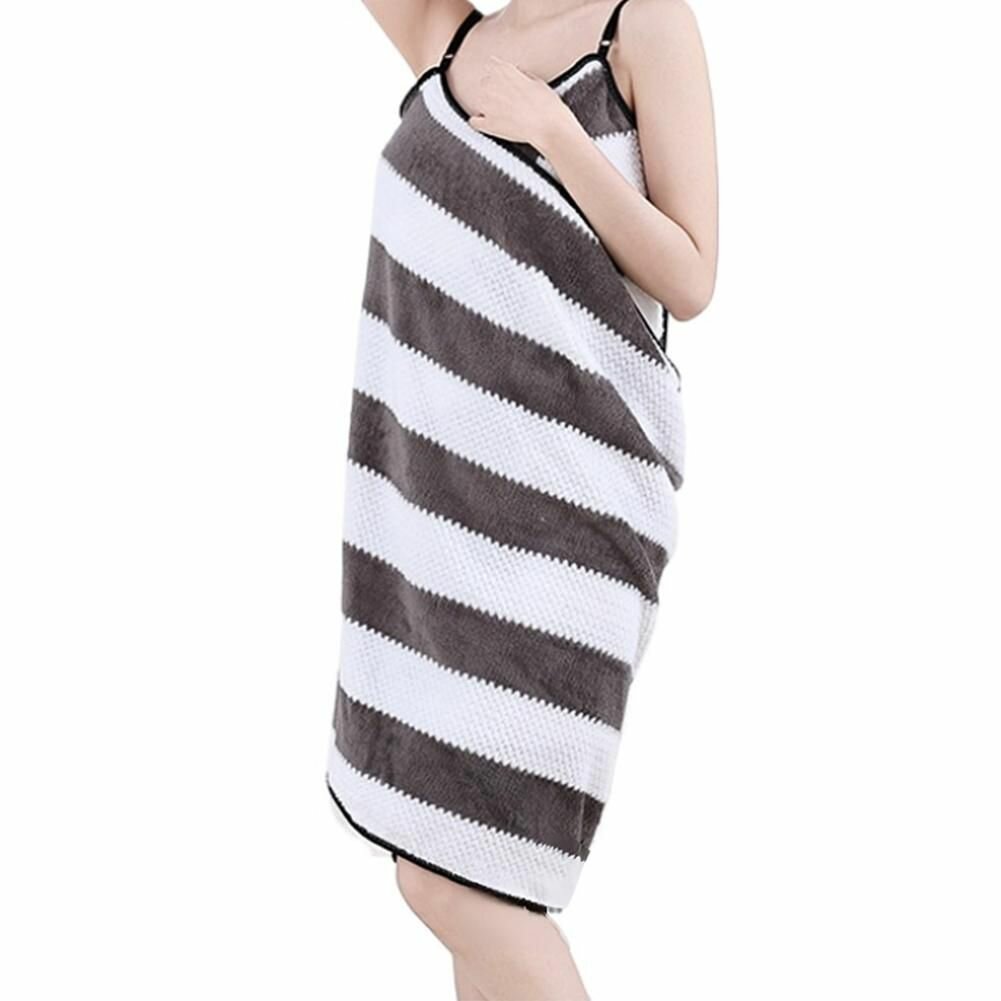 Носимое банное полотенце на подтяжках и платье из кораллового бархата с открытой спиной