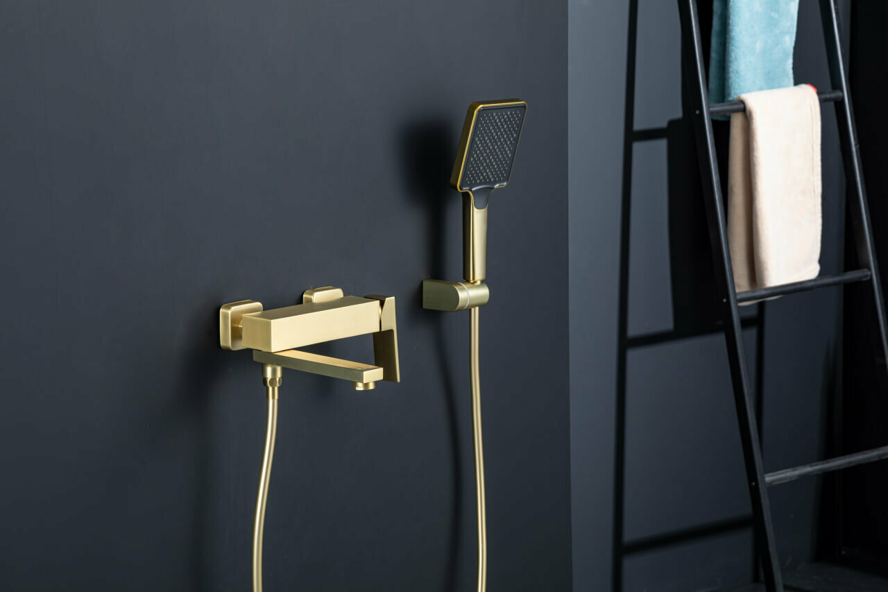 Смеситель для ванн кор. нос FRAP F3291-3 золотой сатин, латунь