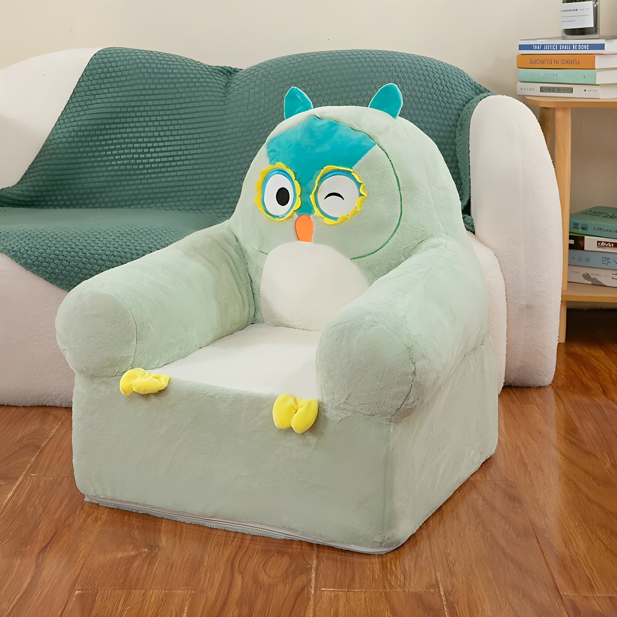 Детский диван "Сова" с подлокотниками, плюшевая обивка, 55х57 см