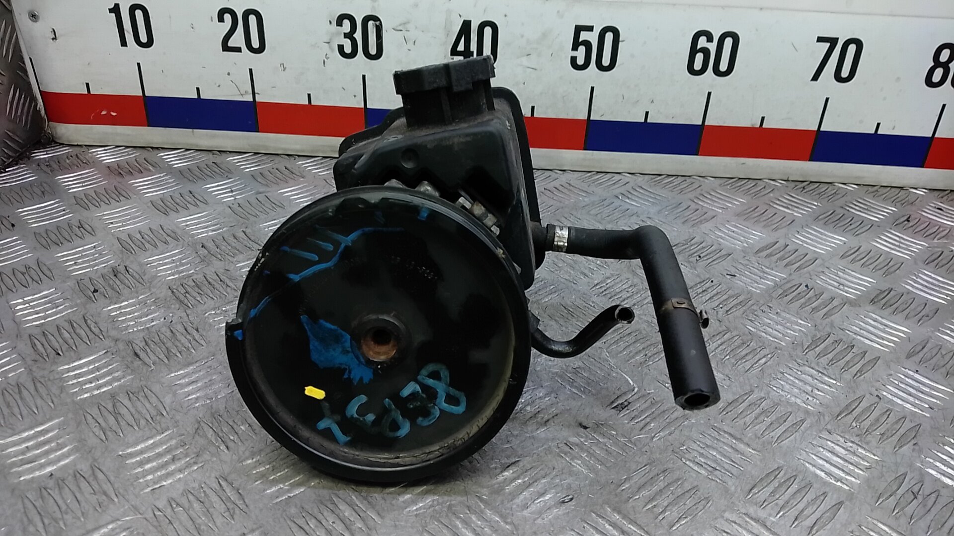 Насос ГУ дизельный MERCEDES BENZ C-CLASS W204, Номер дефект шкива