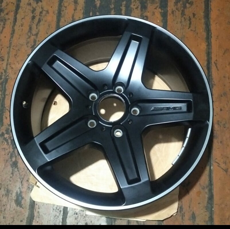 Диск литой R-19 оригинальный Mercedes Benz AMG G-class W463 2010-2018г. 9,5Jx19, 5x130, ET-50, DIA-84,1.