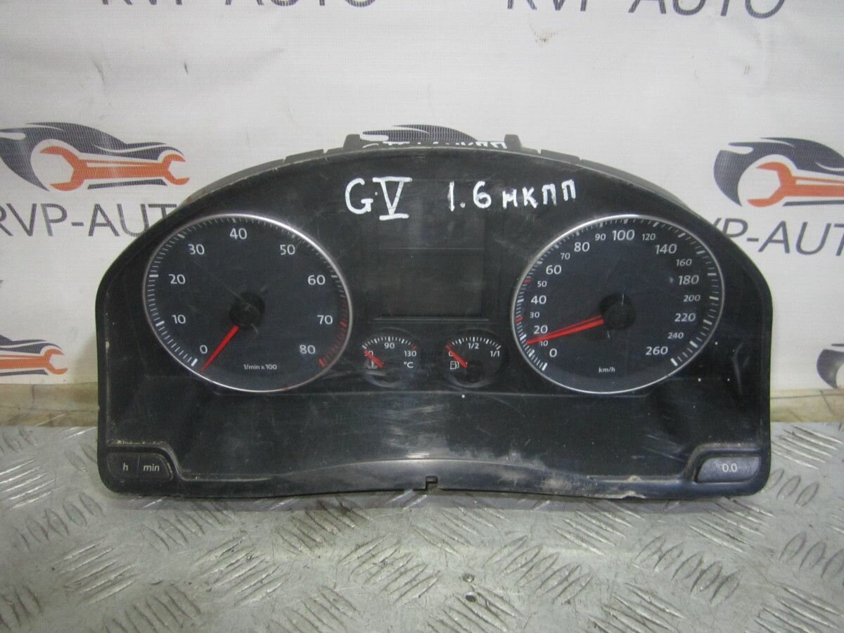 Панель приборов Volkswagen Golf 5 2003-2009 123123