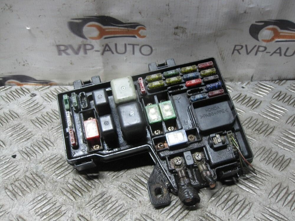 Блок предохранителей Honda Odyssey 1 1994—1999 Honda
