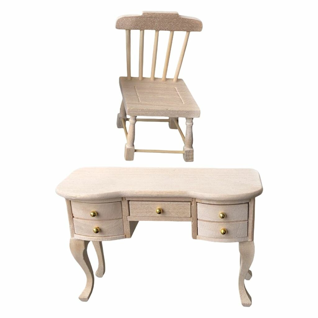 Деревянный стул для кукольного домика