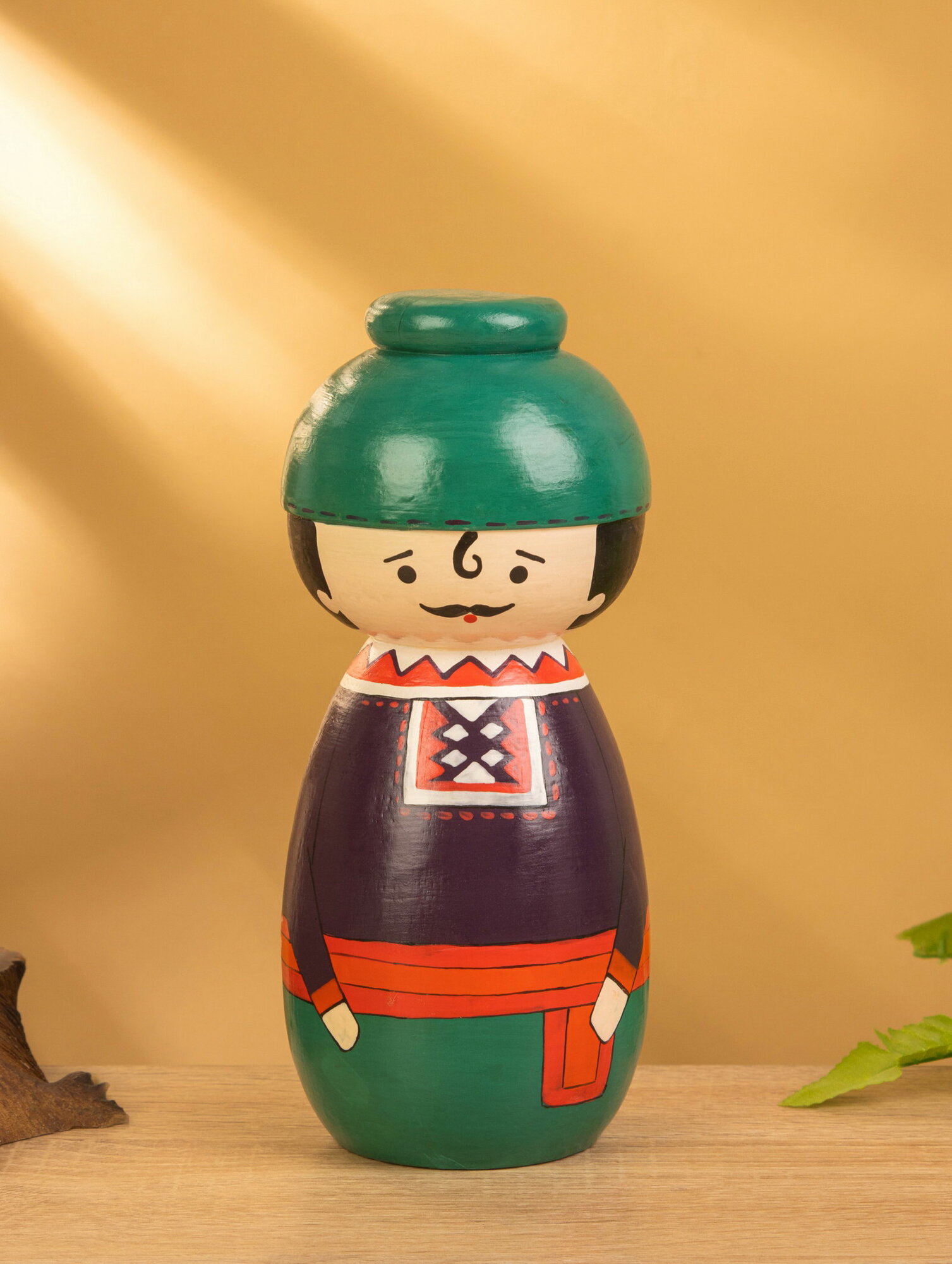 Японская кукла кокеши "Джун", 9x9x21 см, цвет: разноцветный, форма фигуры: мужчина