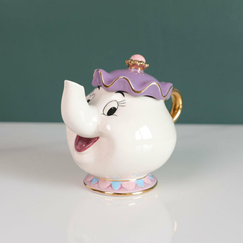 Чайный сервиз из мультфильма Красавица и чудовище