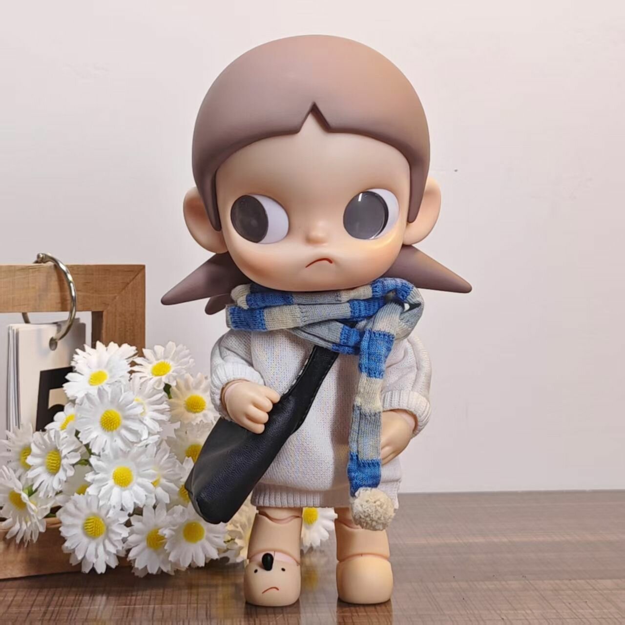 Одежда для кукол Zsiga (BJD 1/8, 20 см, движимые) с шарфом и сумкой