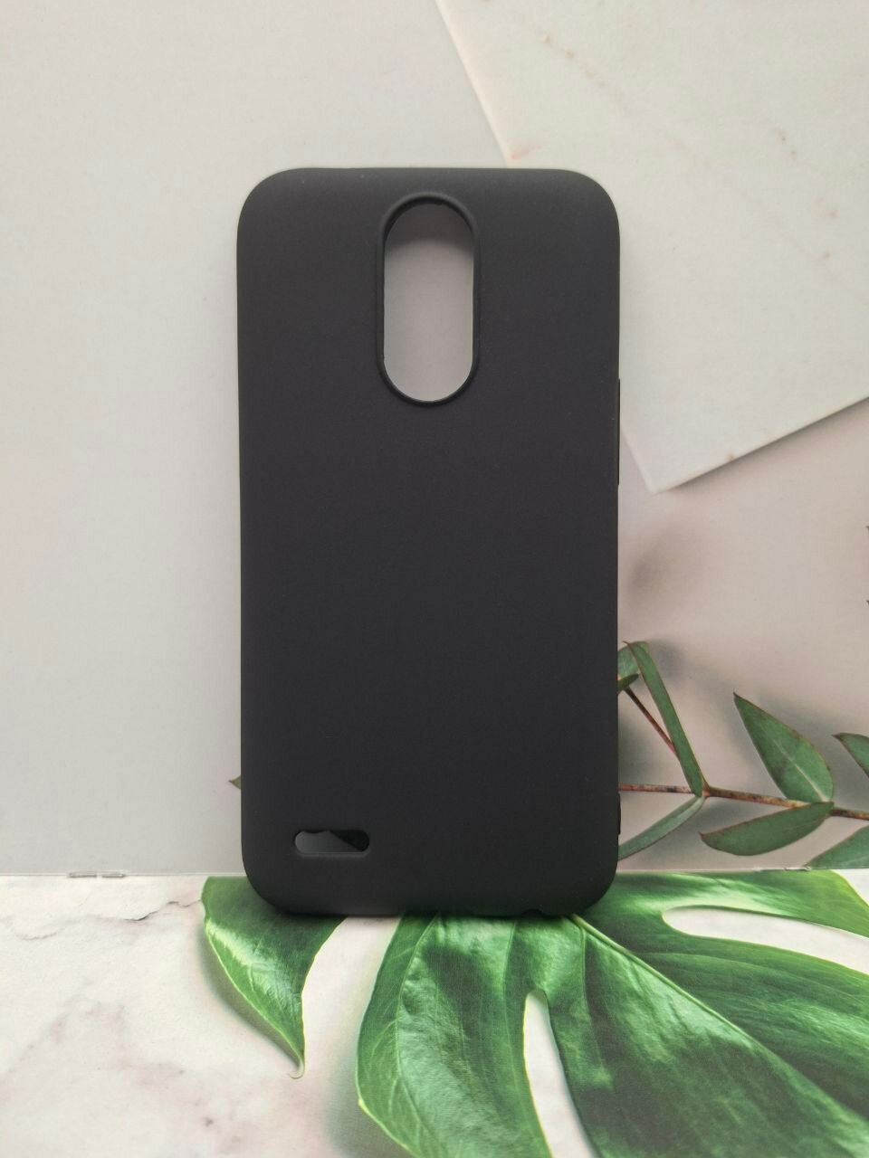 Силиконовый чехол на LG K10 2017 защитный