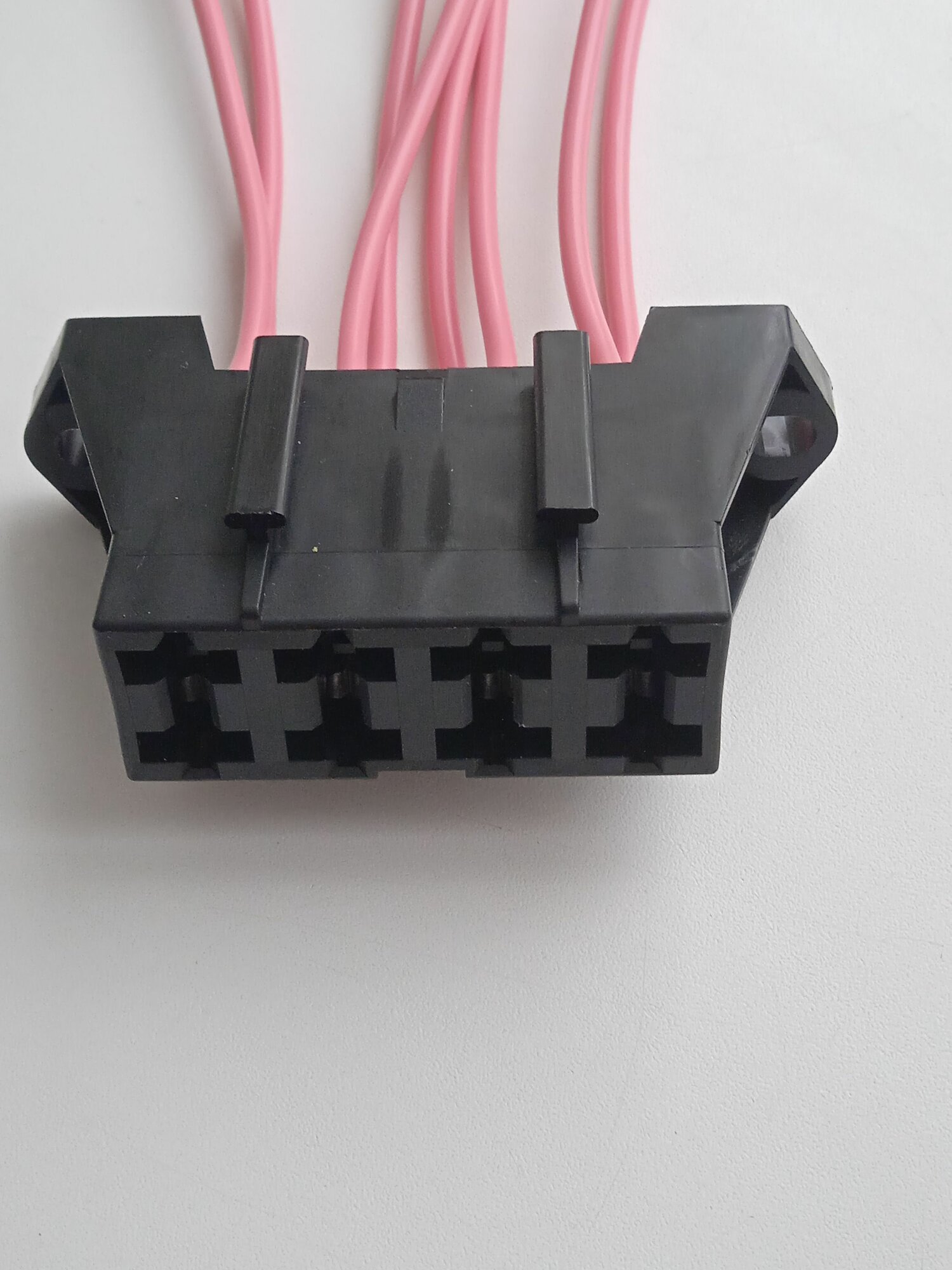 Разъём допл. блока предохранителей для а/м Калина 1 , Нива Шевроле