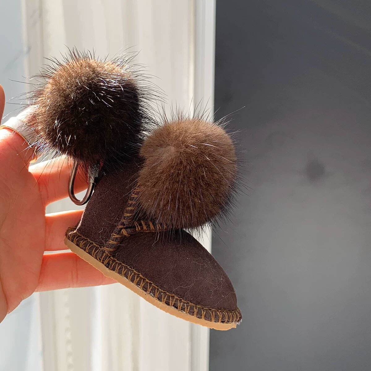 【Брелок для сапог】Брелок для ключей от машины в виде сапог из натурального меха норки, персонализированный и изысканный