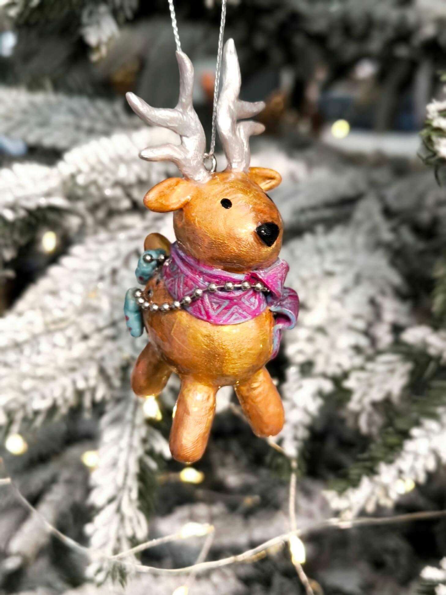 Новогодняя игрушка Лесной олень в шарфике и с варежками, ручная работа, елочное украшение из полимерной запекаемой глины. Оригинальный подарок.