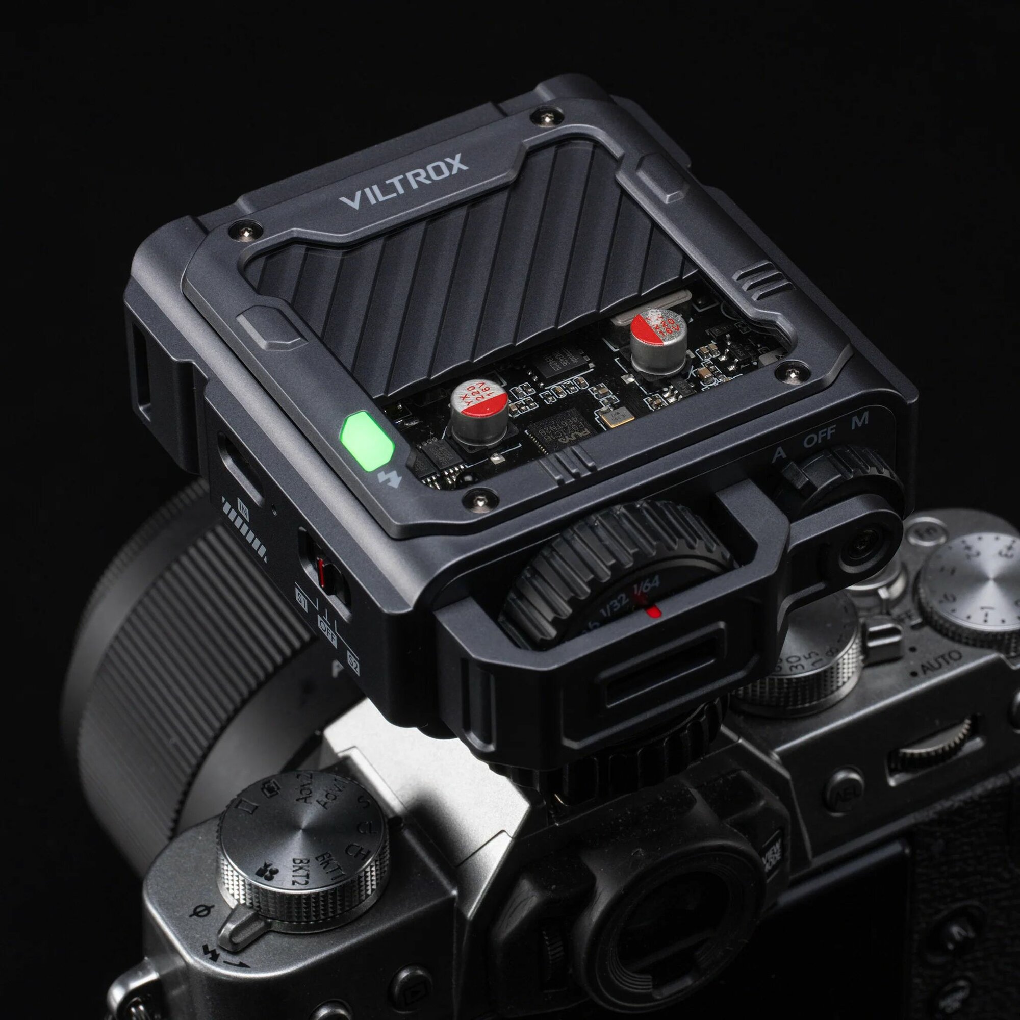Накамерная вспышка Viltrox Spark Z3 TTL для Sony: мощная, компактная, легкая и с высокой скоростью съемки.