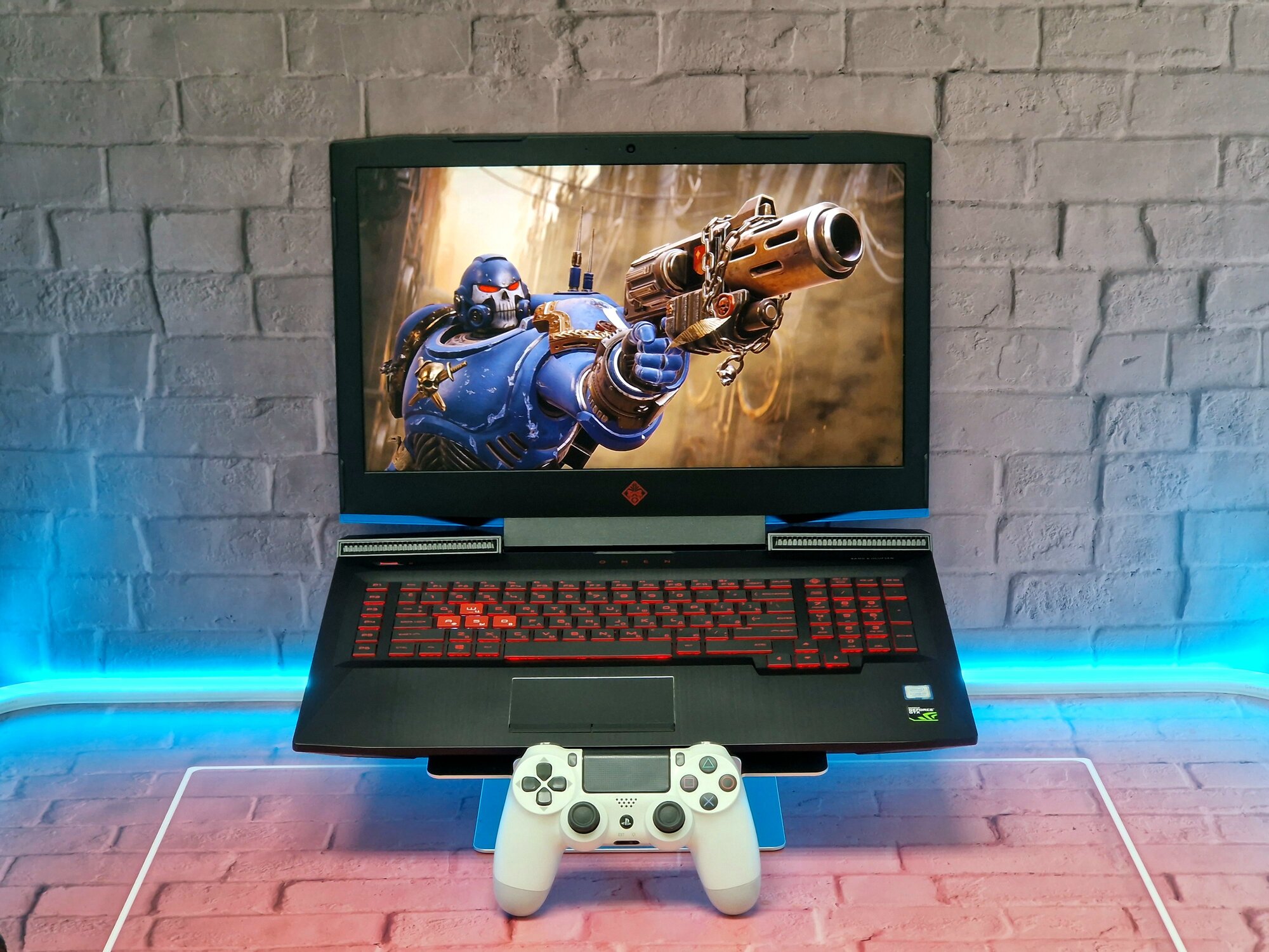 17.3" Ноутбук HP OMEN 17-AN014TX, 120 ГЦ, Core i7 6700HQ, 16 ГБ, SSD 256 ГБ, HDD 1 ТБ, GeForce GTX 1070, Win10, черный