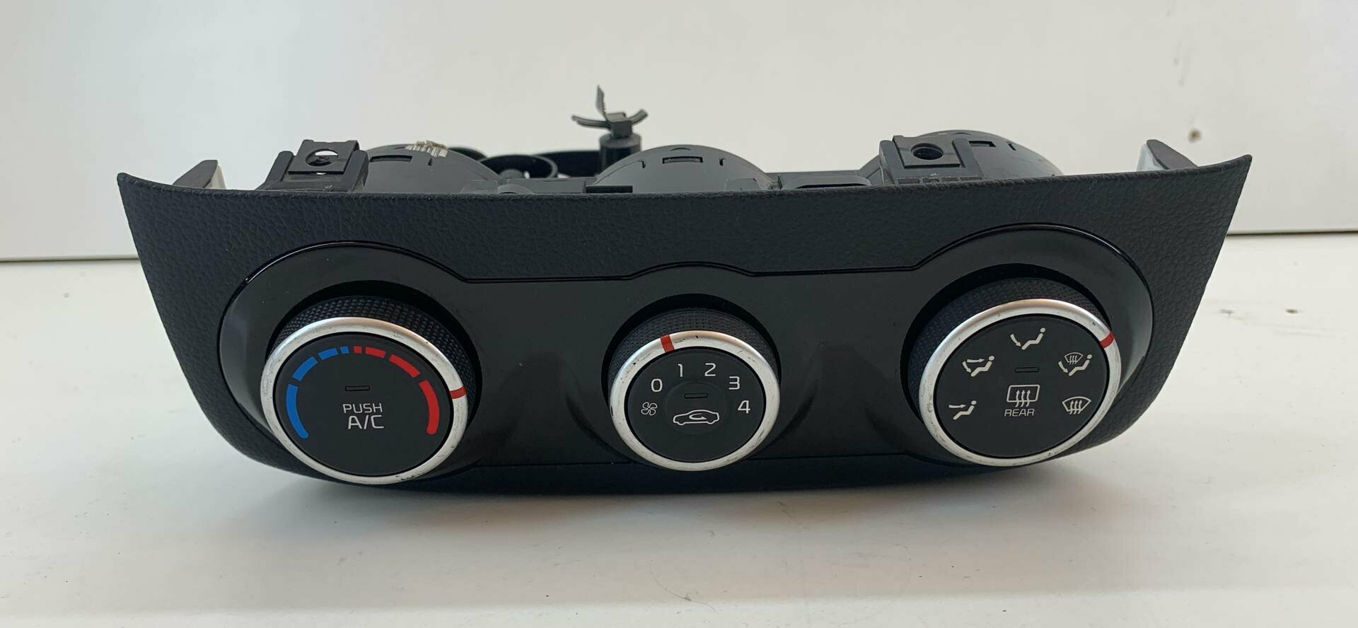 Блок управления печки/климат-контроля Kia Rio 3 (2011 - 2015)