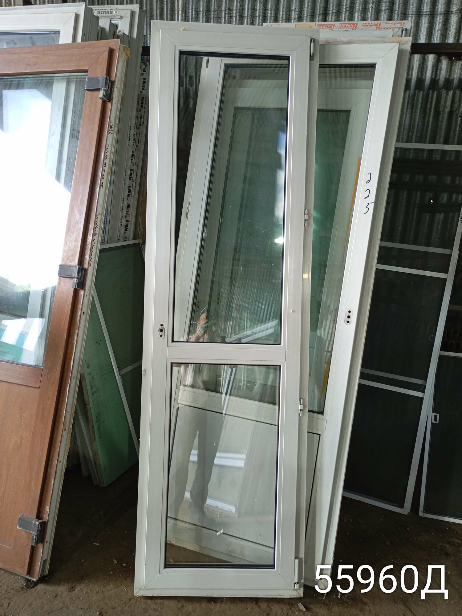 Двери Пластиковые Б/У 2300(в) х 680(ш) Балконные