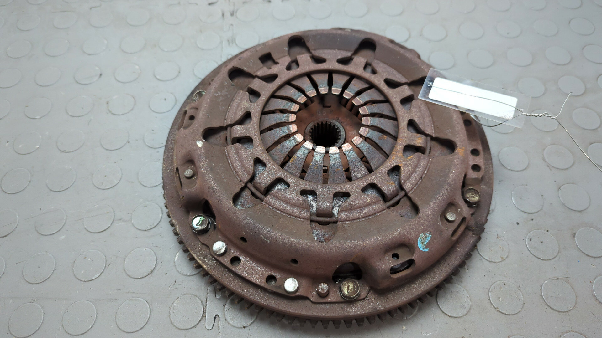 Маховик Toyota Yaris Б/У