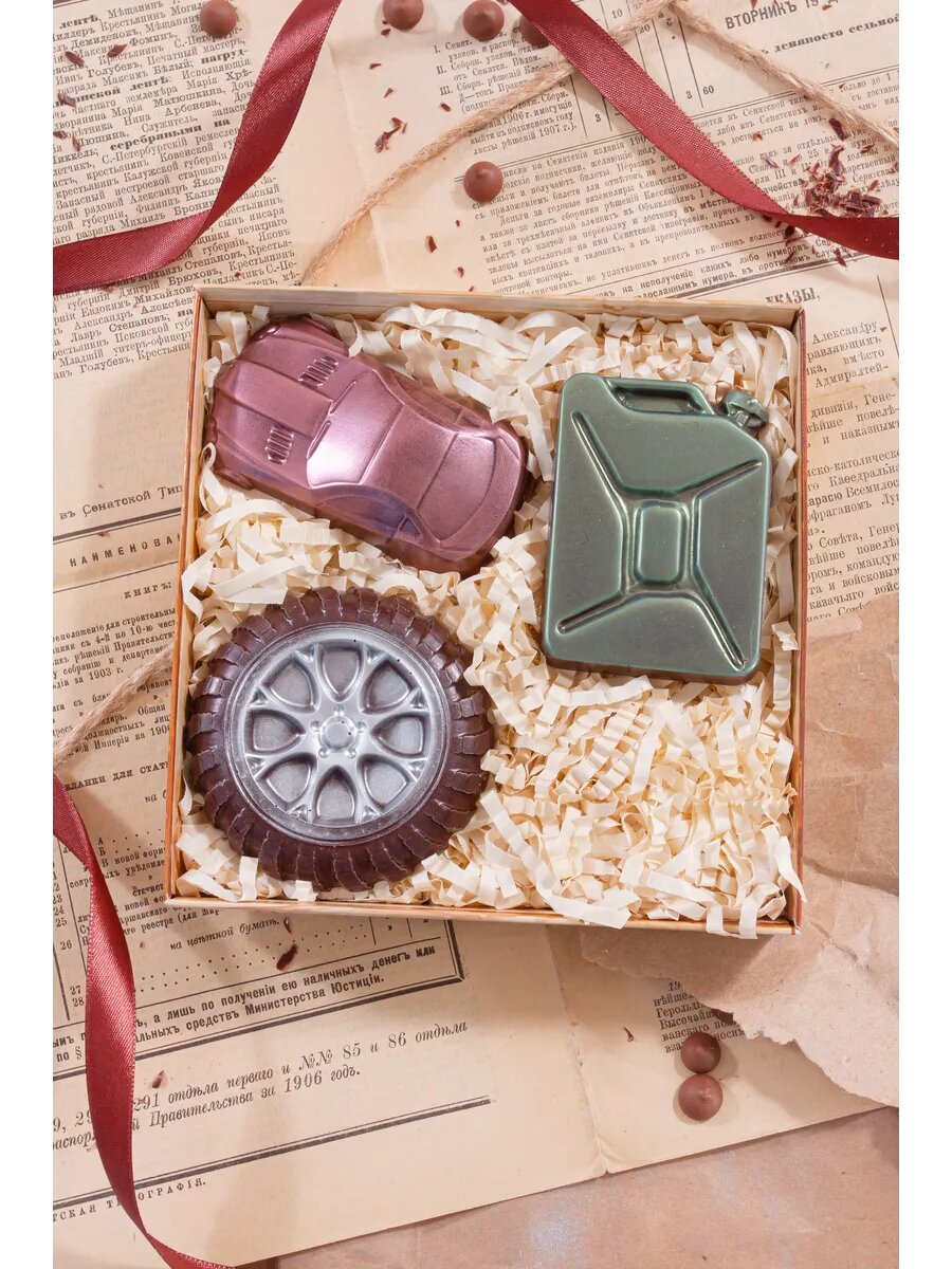 Шоколад фигурный автолюбителю