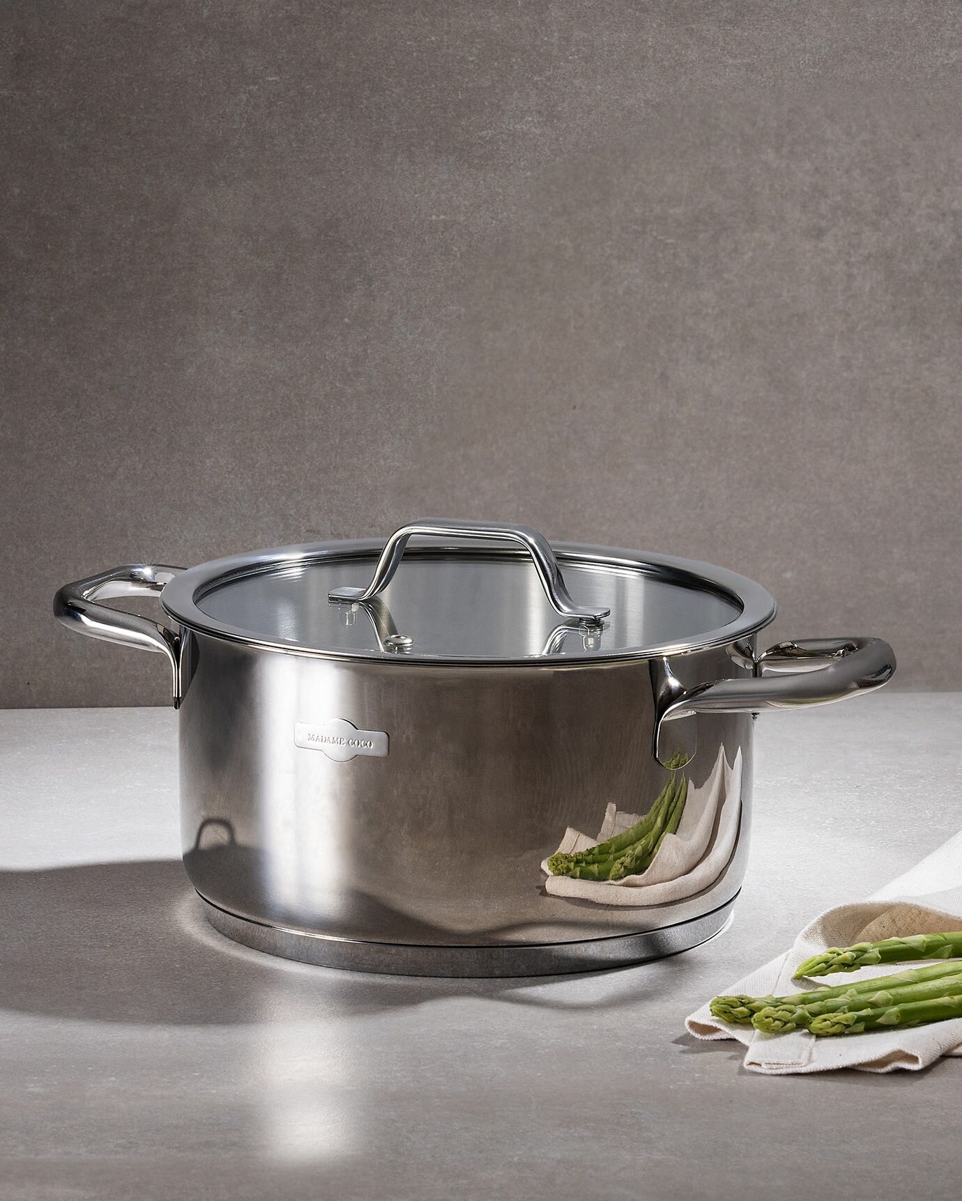 Кастрюля с крышкой, 3.4 л. Состав:100% Нержавеющая сталь. Размер:20CM. Цвет: Стальной/NOVA