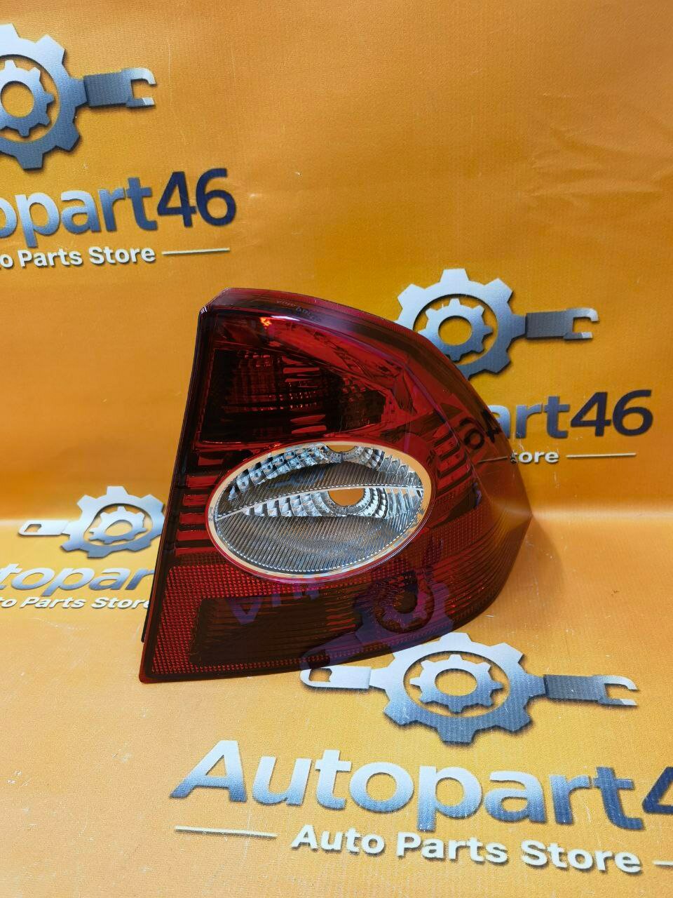 Правый задний фонарь Форд Фокус 2 FORD FOCUS II 2005-2011 год 4D EURO TYPE