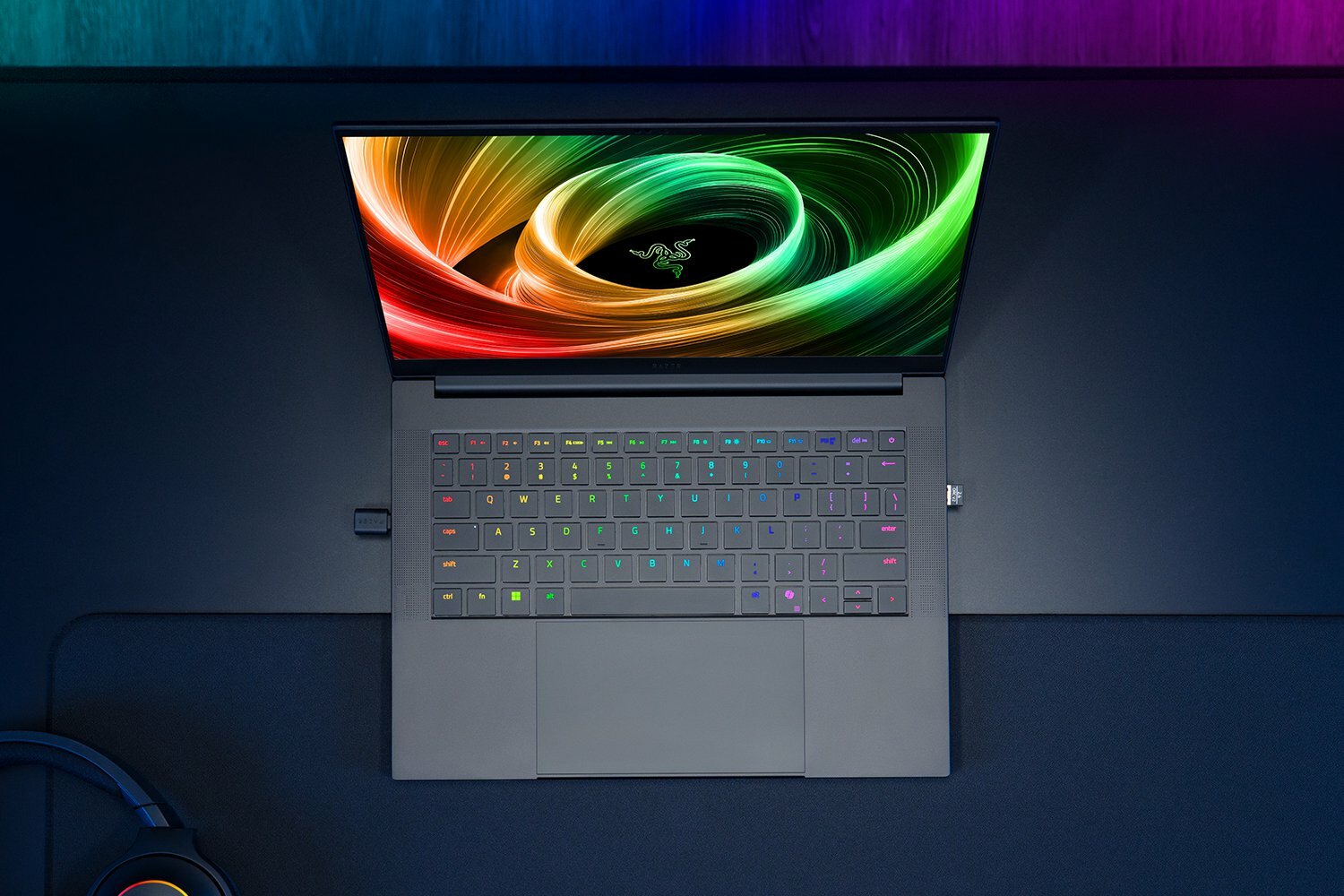 Игровой ноутбук Razer Blade 14, AMD Ryzen AI, OLED, 2560 x 1600