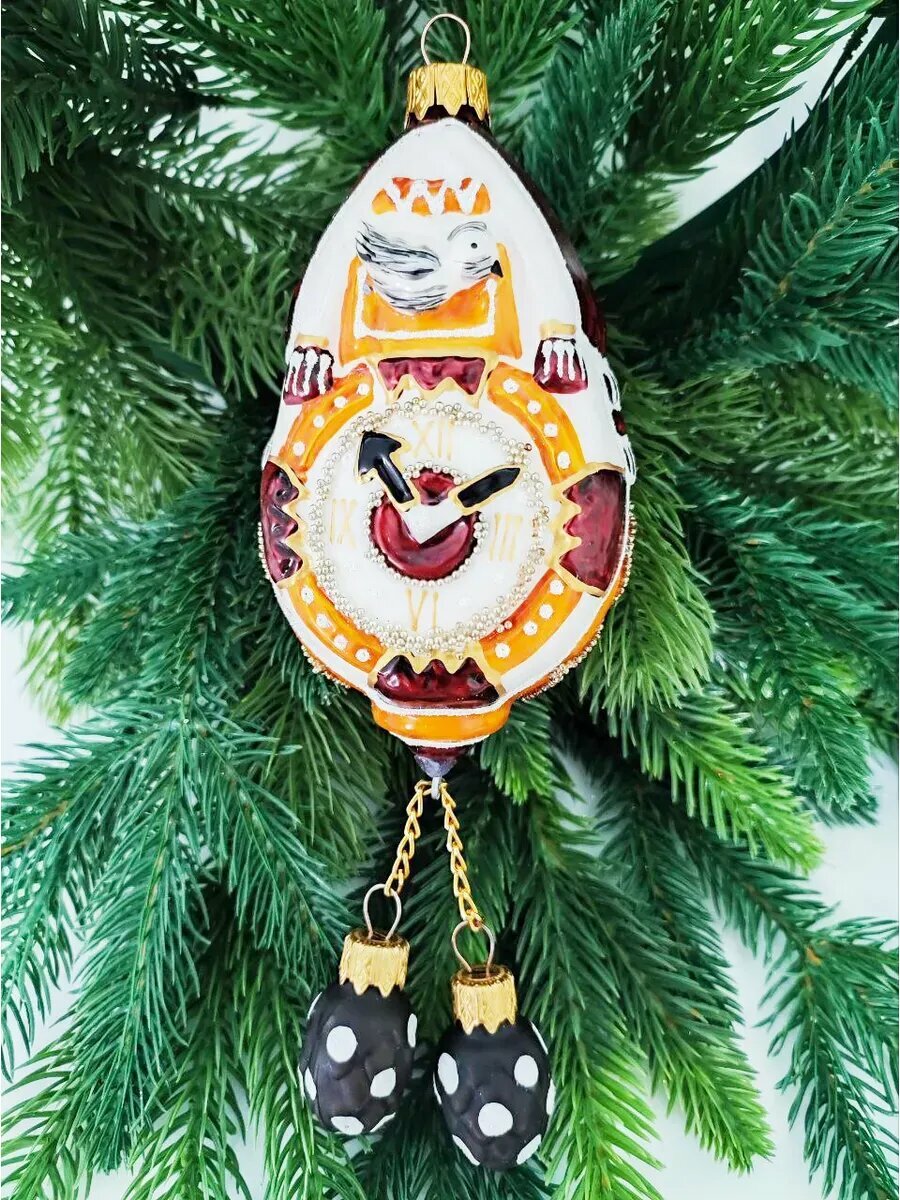 Елочная игрушка Сфера "Часы с шишками", ручная работа, стекло