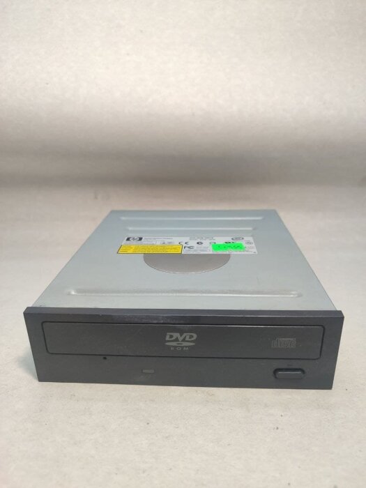 Читающий привод DVD ROM LITE-ON SOHD-16P9S IDE черный