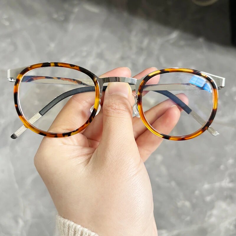 Круглые титановые очки SO SMOOTH WIND 9704 Silver-Tortoise