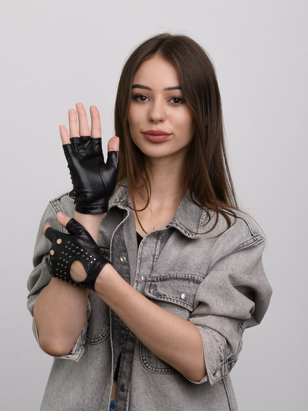 Перчатки для женщин