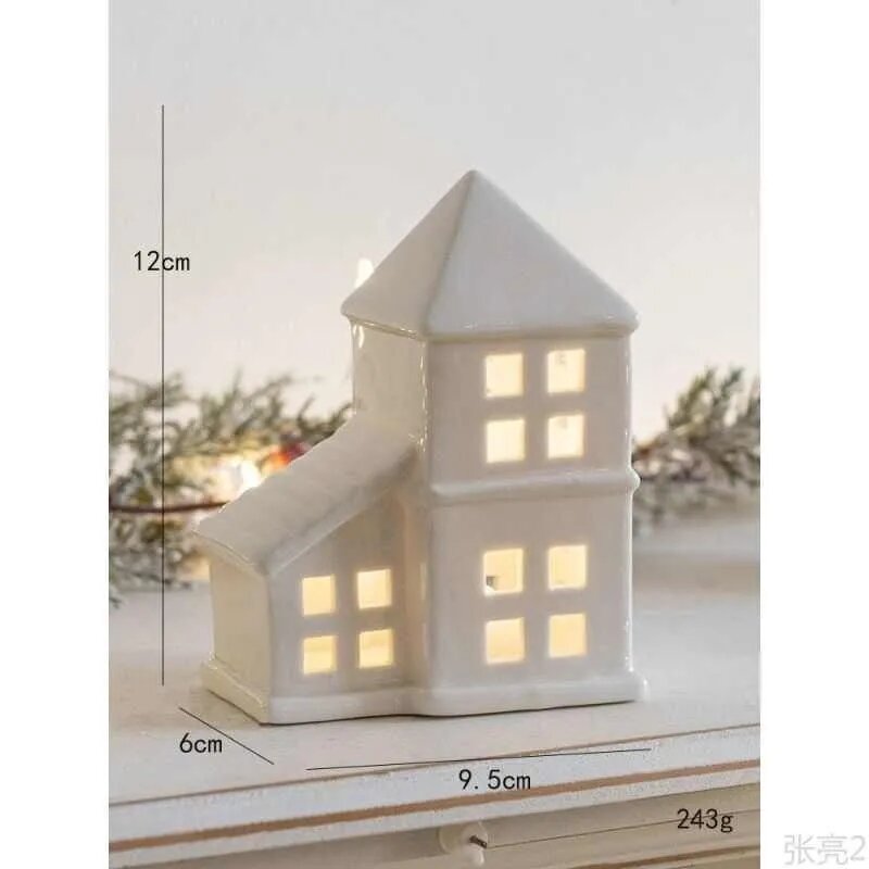 Домик с подсветкой декоративный, фарфоровый из коллекции New Year статуэтка новогодняя
