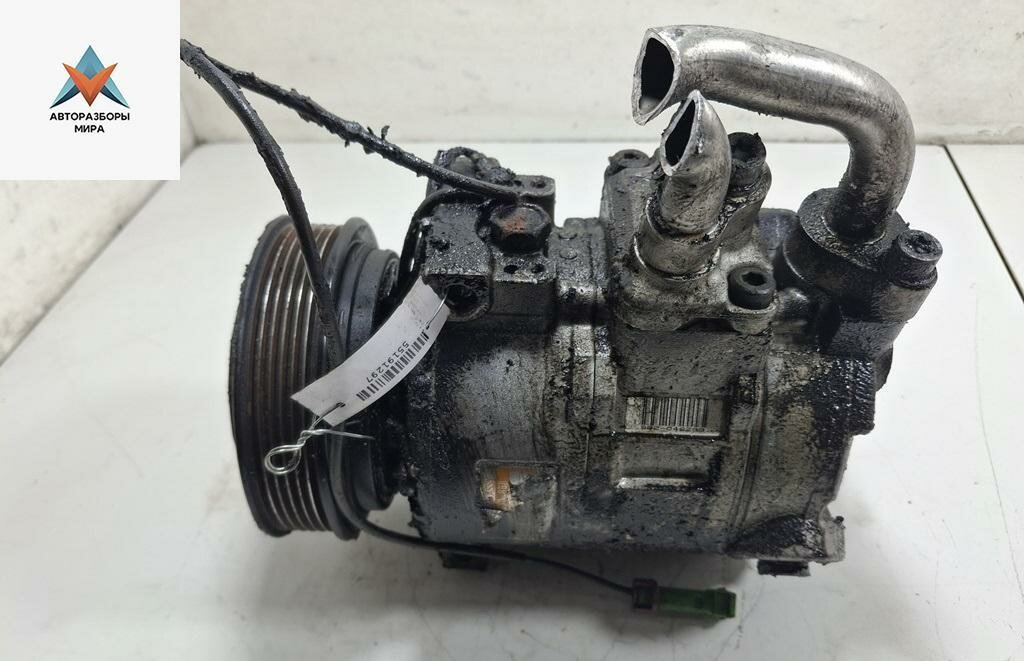Компрессор кондиционера Audi A6 4B/C5 1998 4B3260805