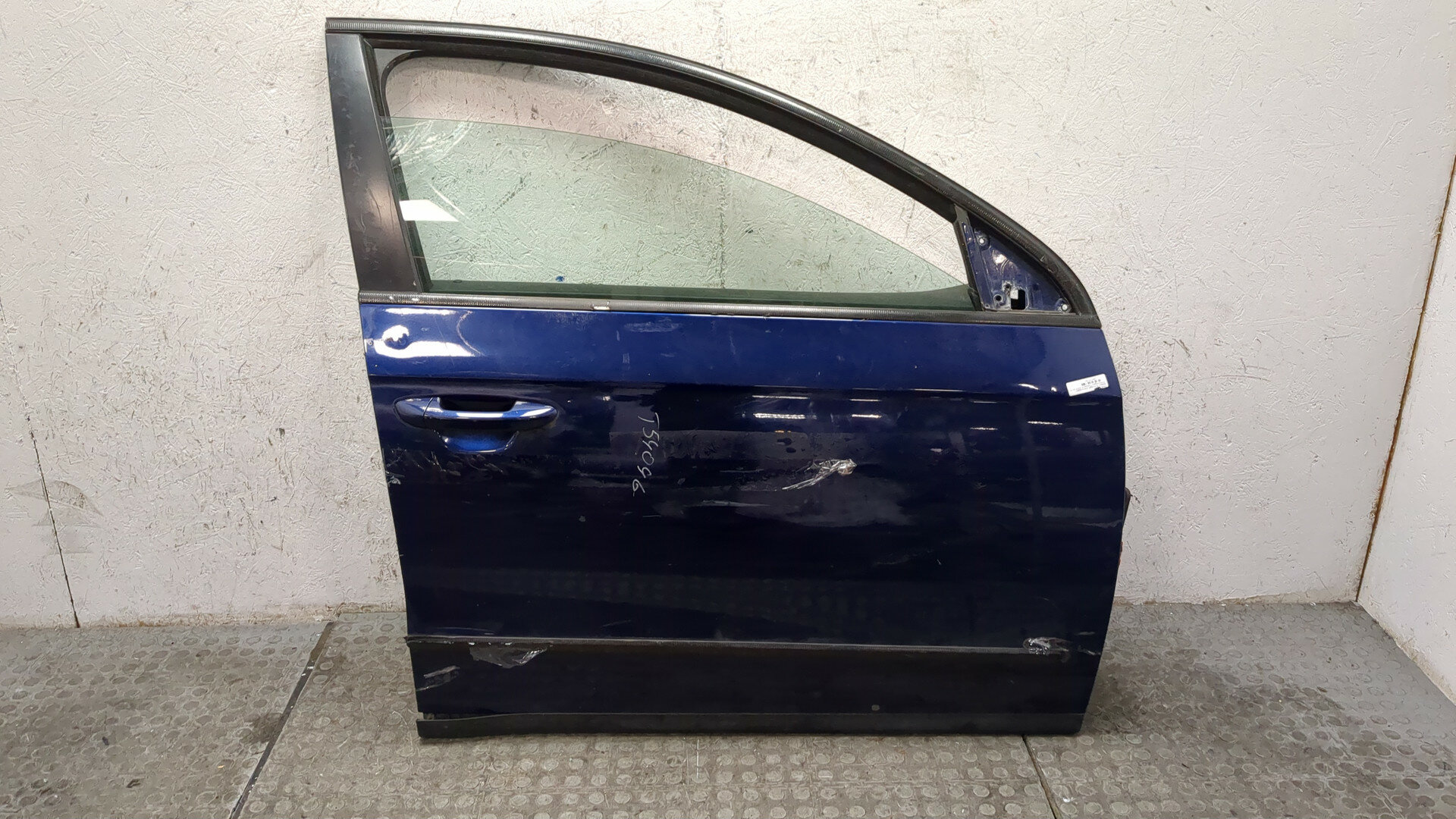Дверь боковая (легковая) правая передняя Volkswagen Passat 6 Б/У