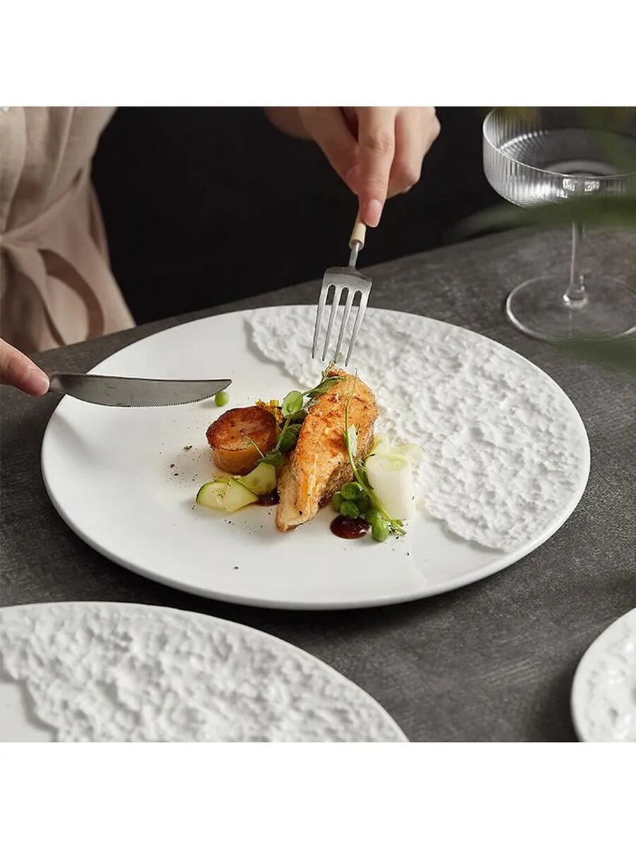 Креативная тарелка 27см с фактурой камня, керамика