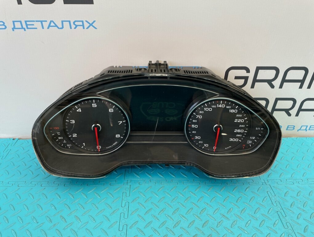Панель приборов Audi A8 2012 D4 CGWD 3.0 OEM 4H0920900J