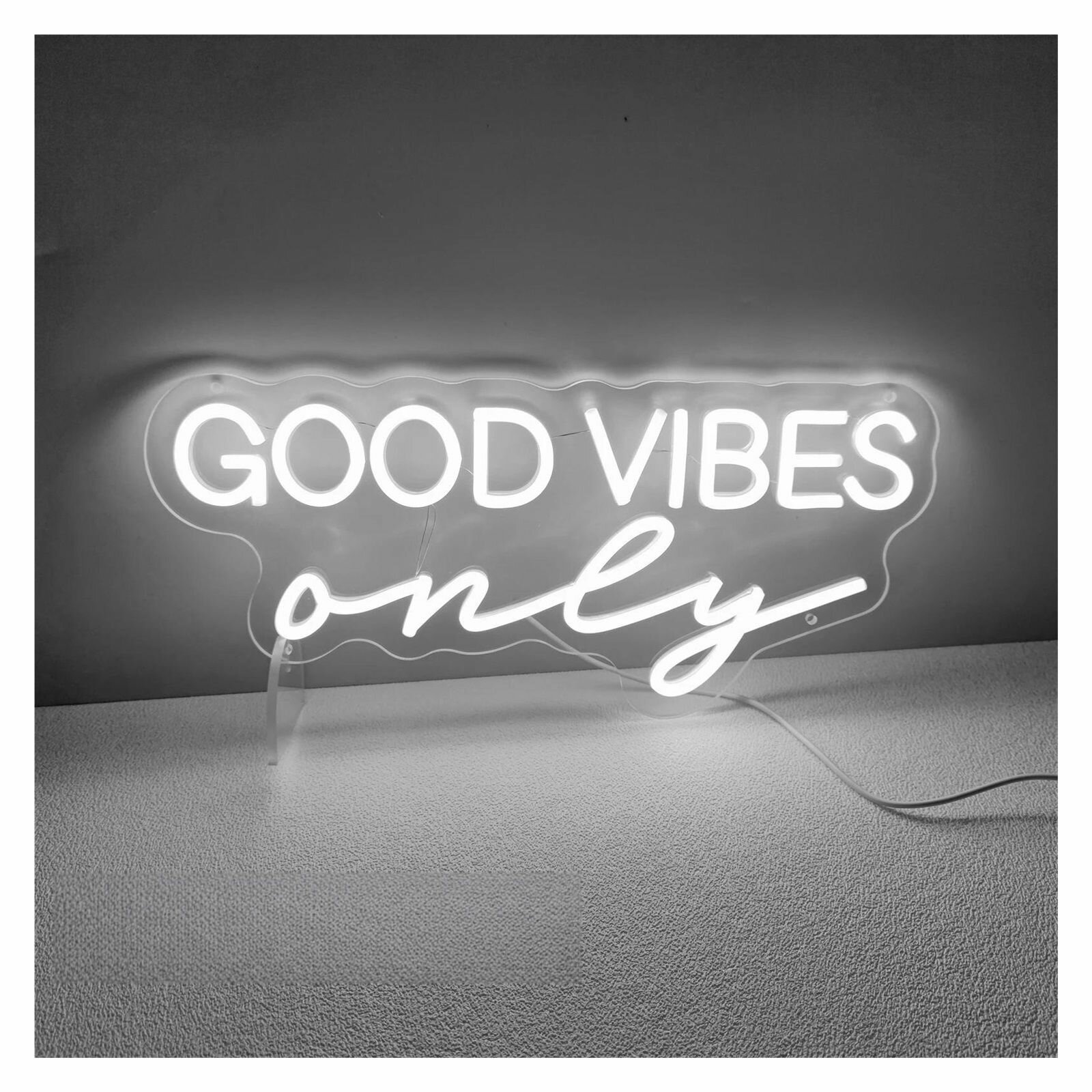 Good Vibes Only Неоновая Вывеска 45смx20,7см