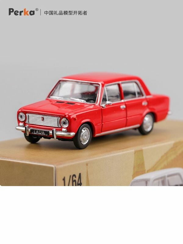 Коллекционная модель легкосплавного автомобиля/1:64/LADA2101 красный