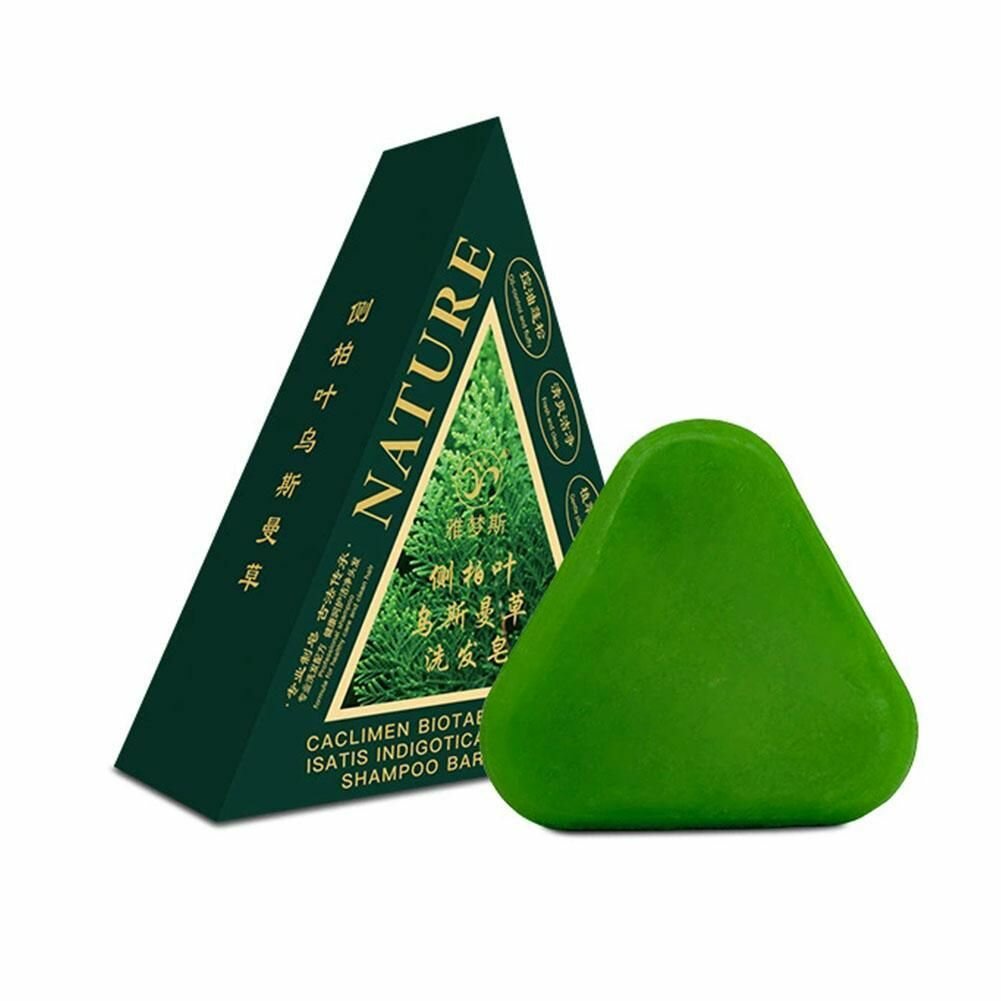 Твердый шампунь с экстрактом листьев туи питает и защищает волосы, предотвращая их ломкость.