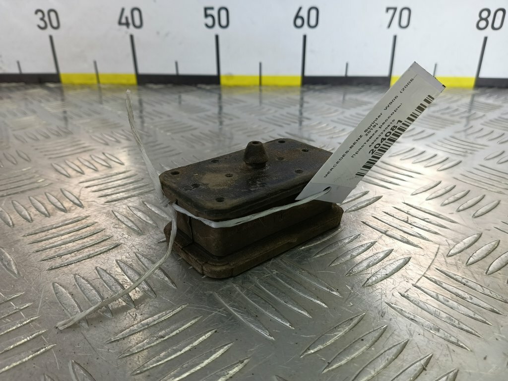 Проставка рессоры Б/У для MERCEDES-BENZ Sprinter W906 (2006—2019) A9063220619