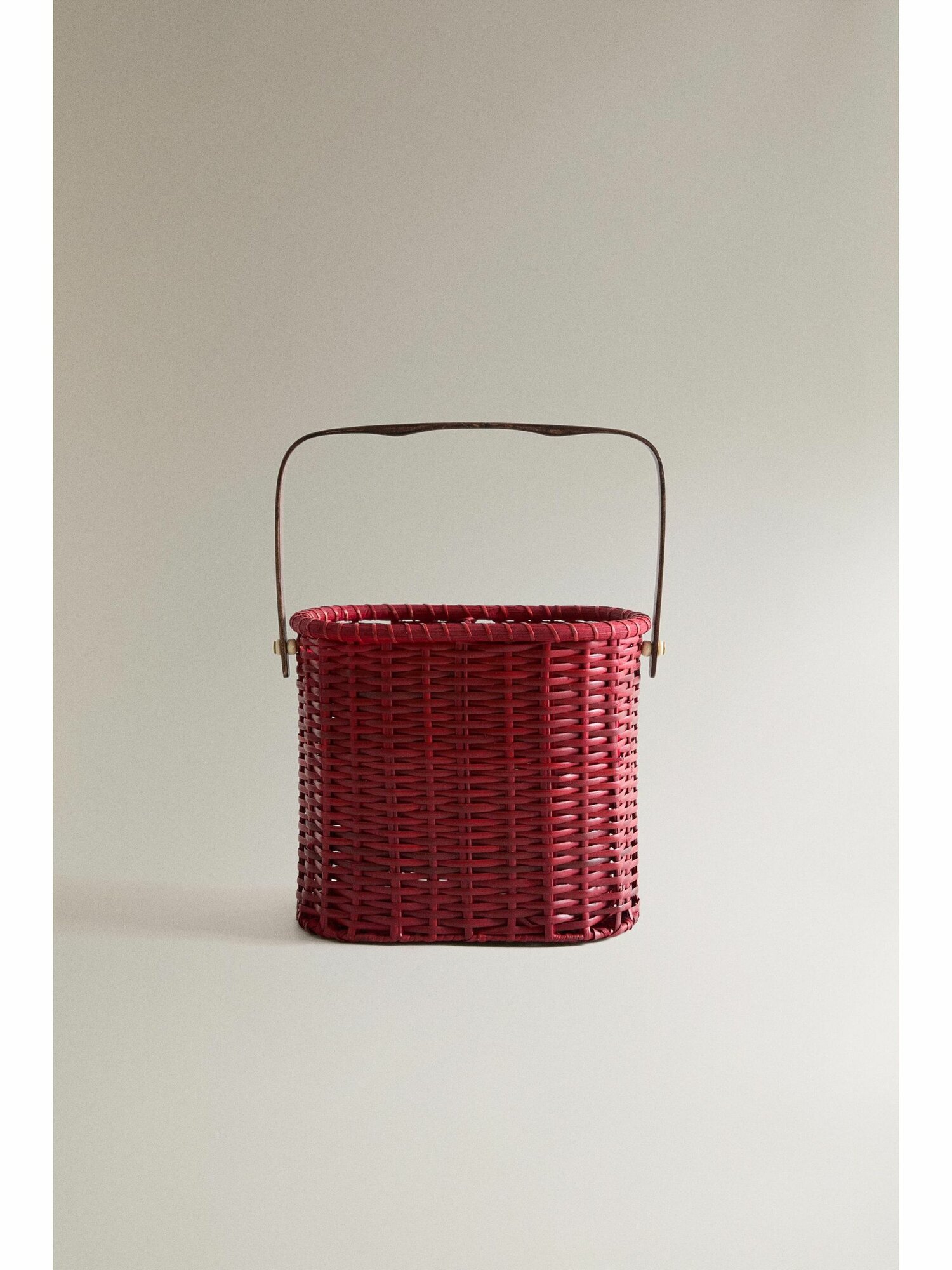 Zara Корзина для хранения RATTAN BOTTLE STAND BASKET из ротанга красная