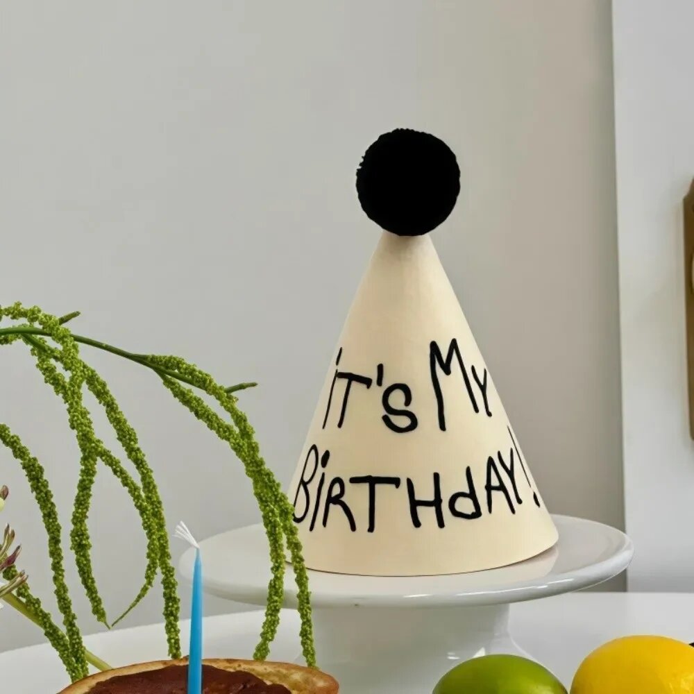 Праздничная шляпа из нетканого материала