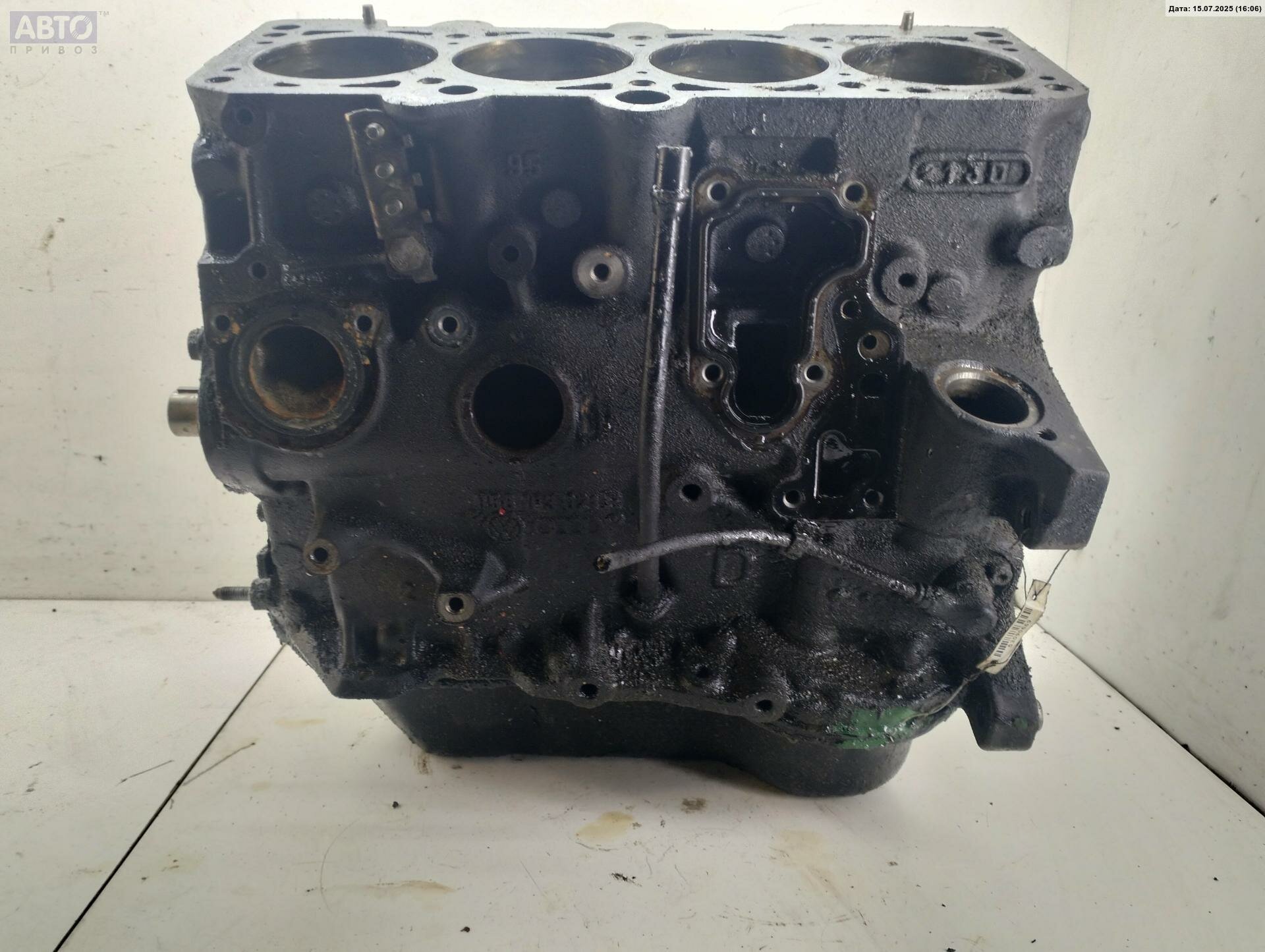 Блок цилиндров двигателя (картер) Volkswagen Passat B4
