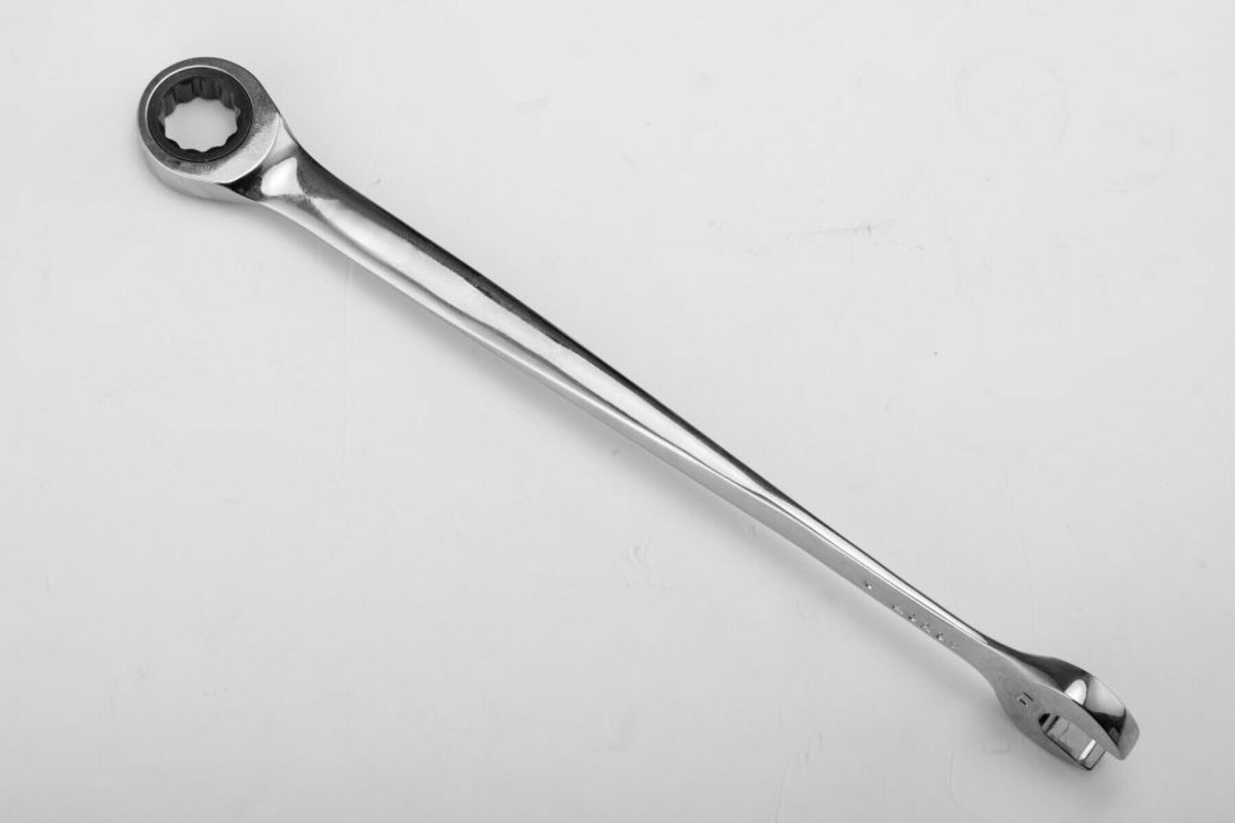 Ключ Комби. (Метр; Храп./Мех; Удл; Х-Обр.) 9Мм. (165/17.8Мм)(Sata 46302)