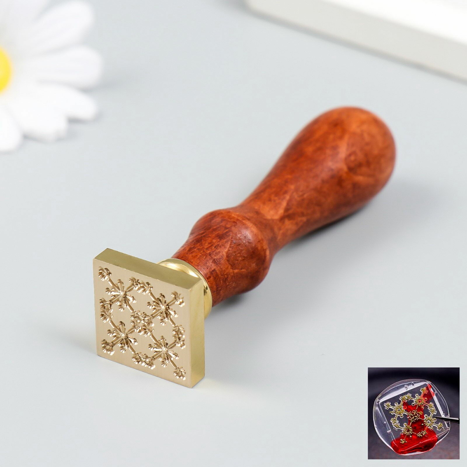 Печать для сургуча с деревянной ручкой "Цветы в узорах", 9x2.2x2.2 см