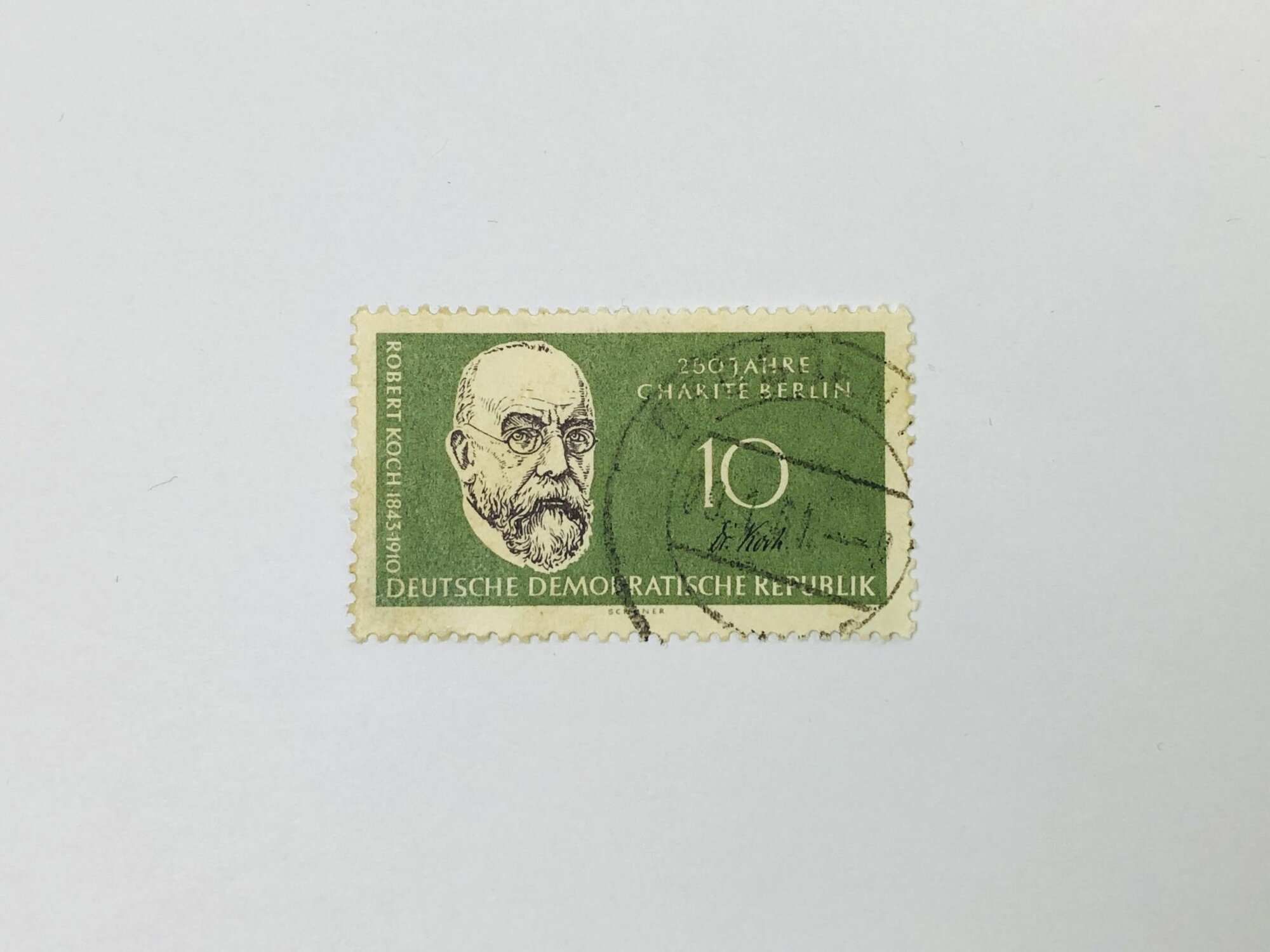 Почтовые марки Университет имени Гумбольдта. Роберт Кох. Наука. Германия (ГДР). 1960. Михель: DD 796. Гашен