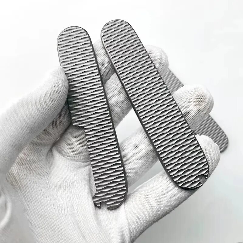 Накладки для ножей Victorinox 91 мм из титанового сплава