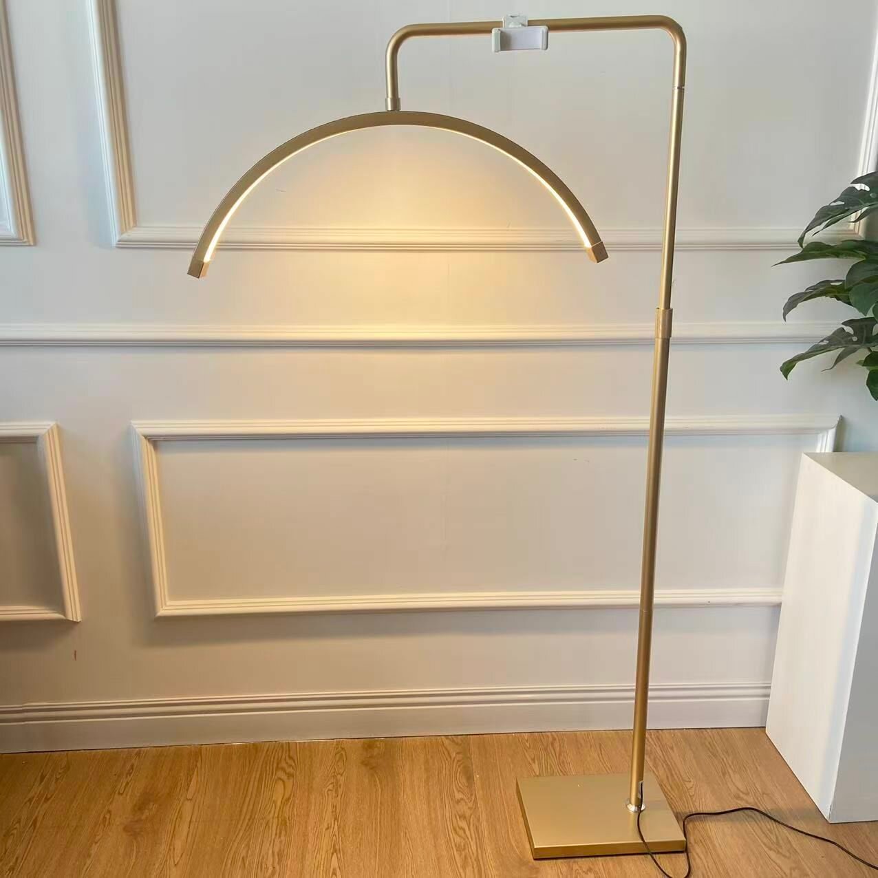 Торшер Diamond gold touch без теней ресницы удлиняются на 28 дюймов