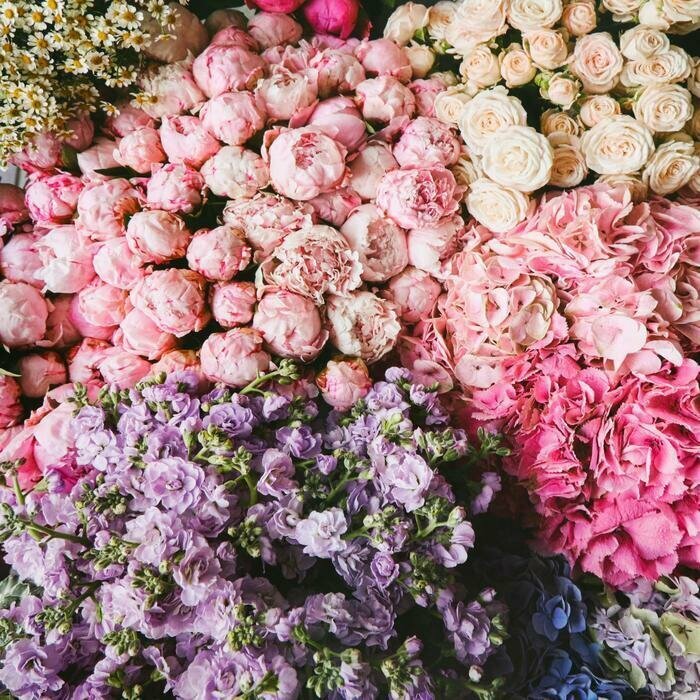 !09 Бумага (набор 4 листа) упаковочная глянцевая "Букет цветов" 50 × 70 см.